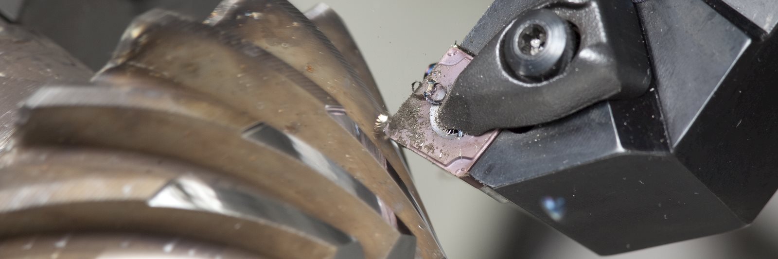 Seco introduces new insert geometries and holders for turning ...