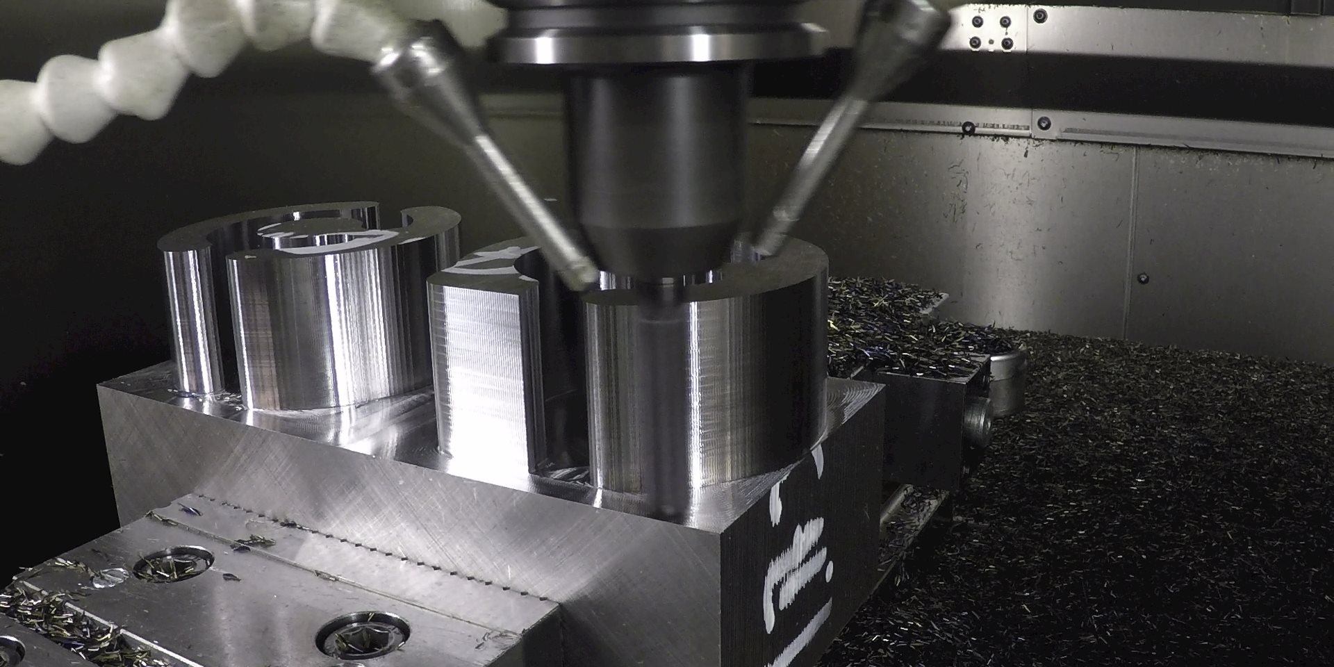 Make Milling Dynamic for Shorter Cycle Times and Longer Tool Life ...
